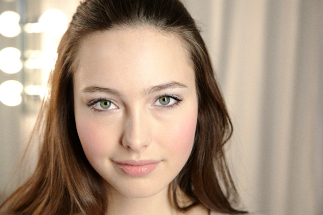 Get A Flawless Complexion In 5 Easy Steps