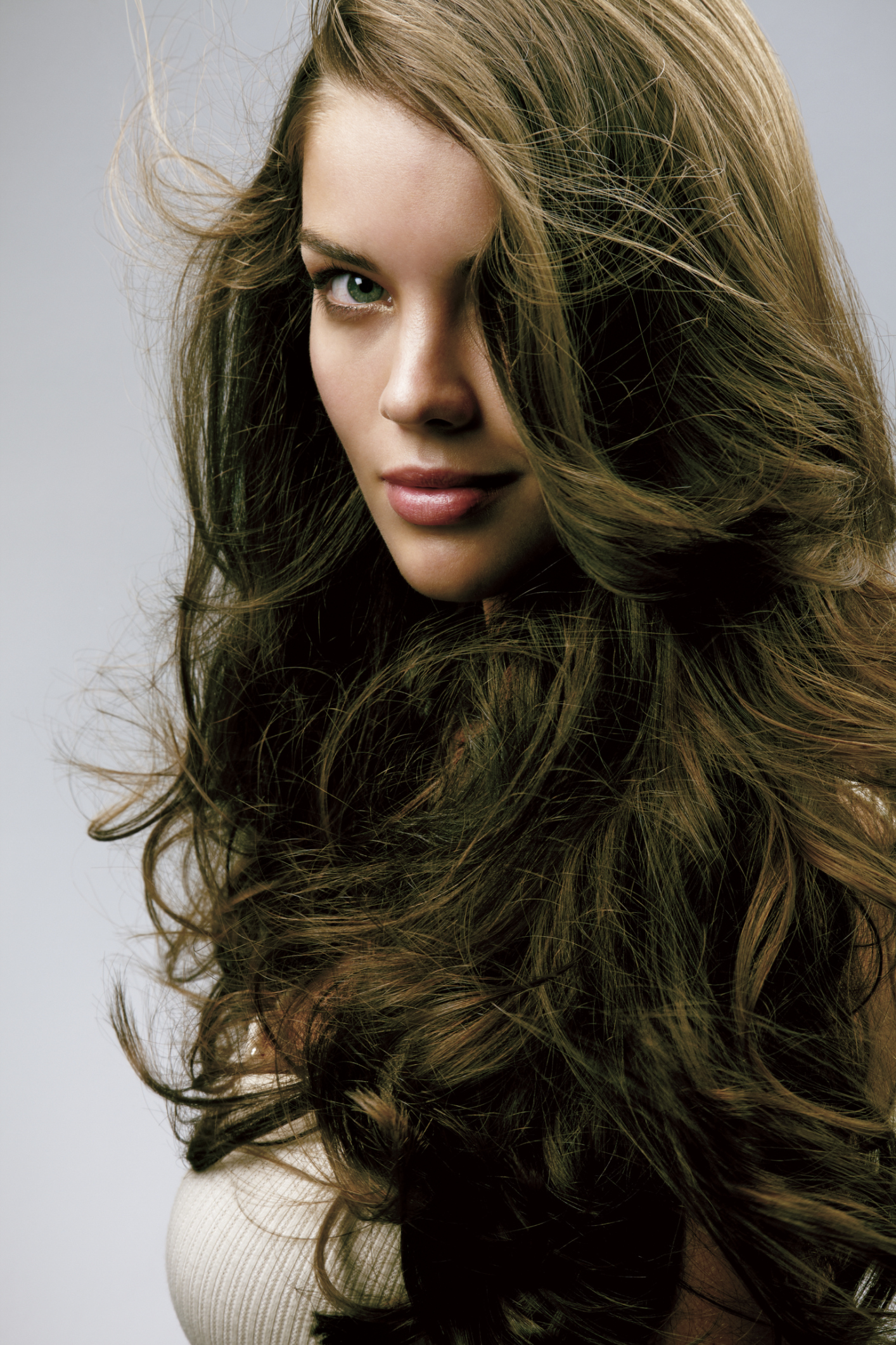 How To Tease Your Hair A Complete Guide Stylecaster
