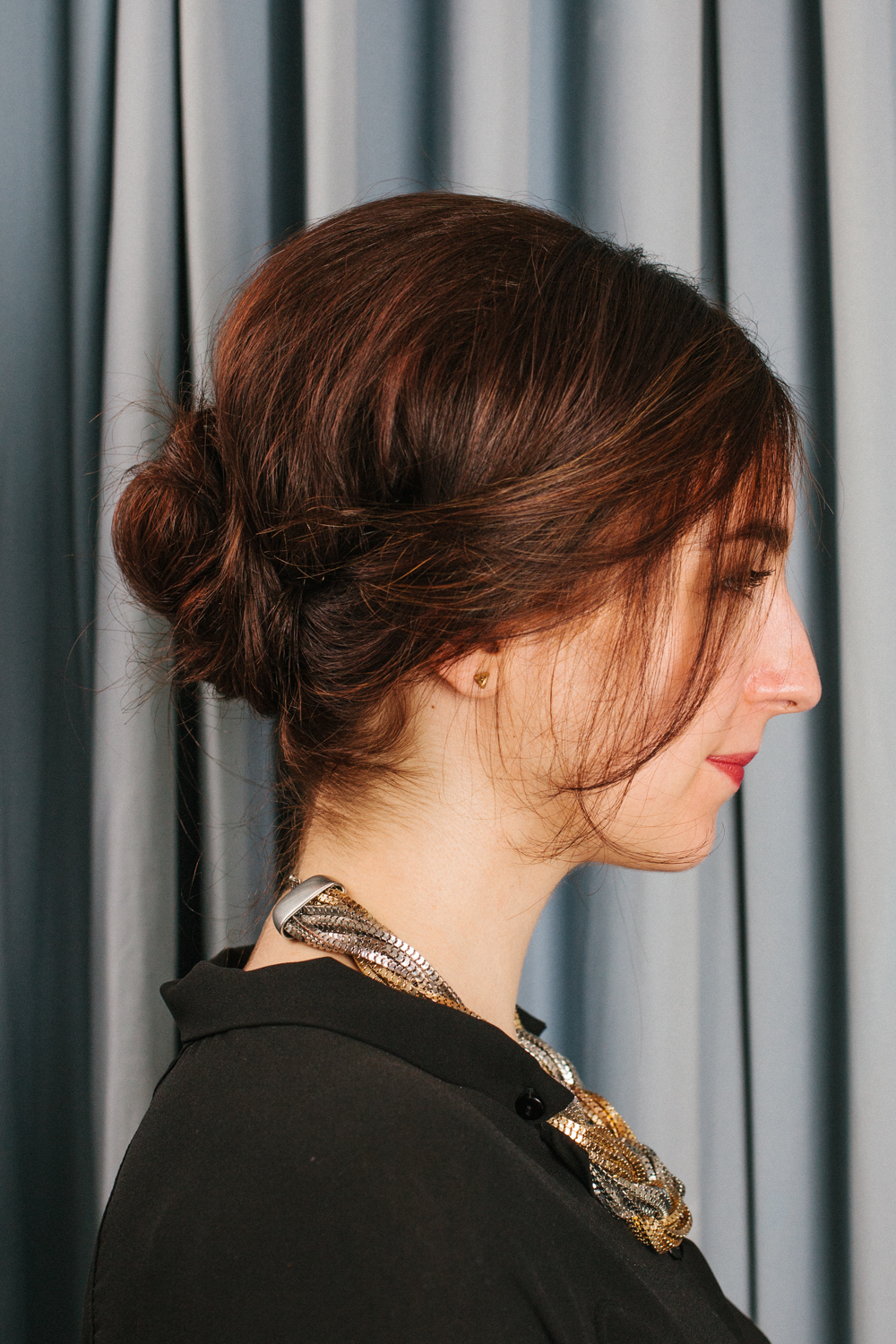 Amy Adams' Hair at the 2013 Oscars: How to Get the Messy Bun